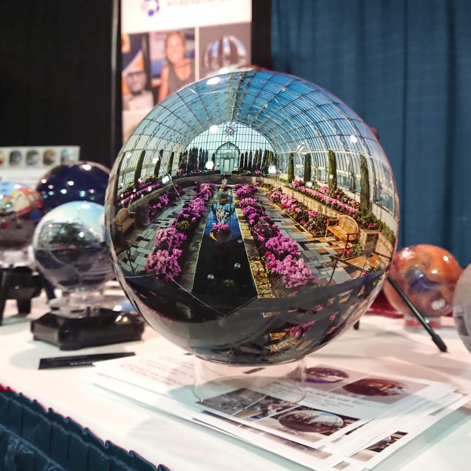 Snapspheres – We create custom globes and print 360 photos on spheres!